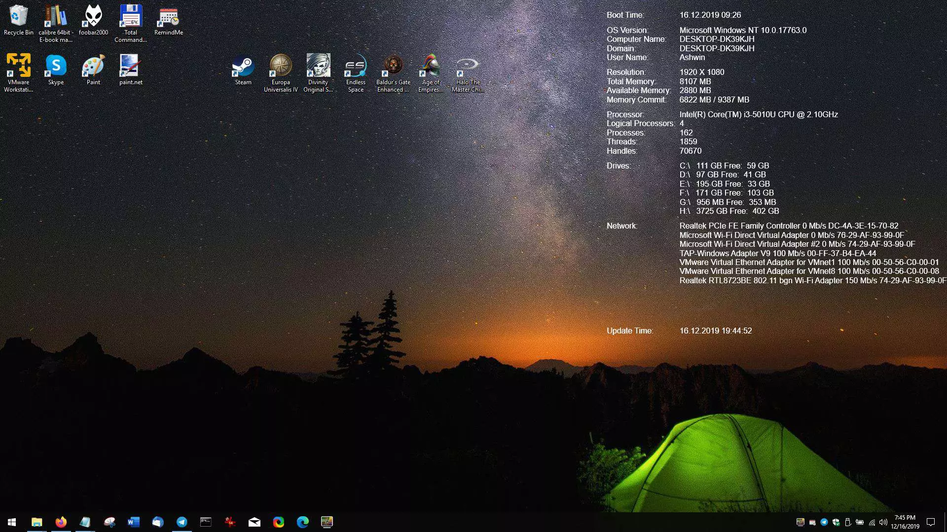 Ang AwesomeWallpaper ay isang open source program na hinahayaan kang magtakda ng video, impormasyon ng system o mga folder ng larawan bilang iyong desktop background