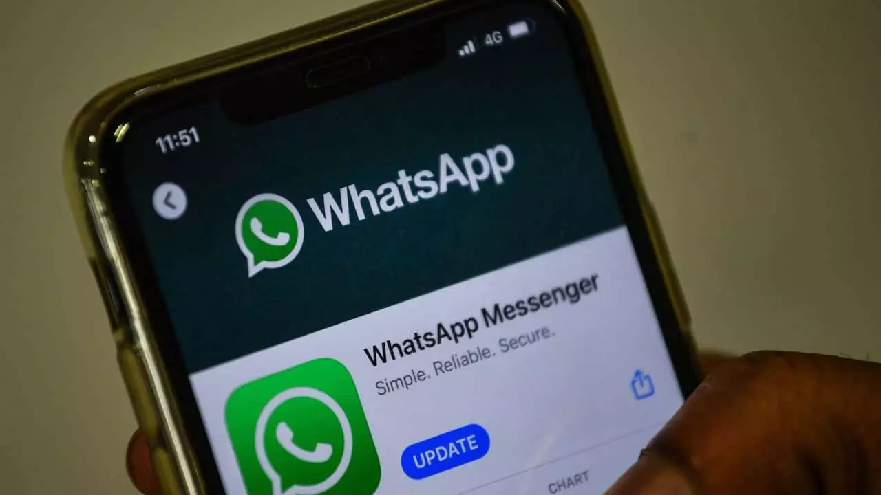 Criptiú WhatsApp - an bhfuil Facebook ag iarraidh é a shárú?